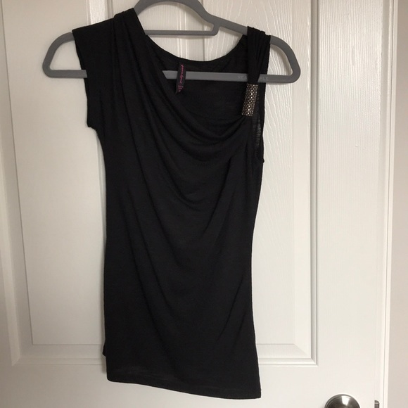 Hybrid Apparel | Tops | Hybrid Apparel S Black Tank Top With Accent ...
